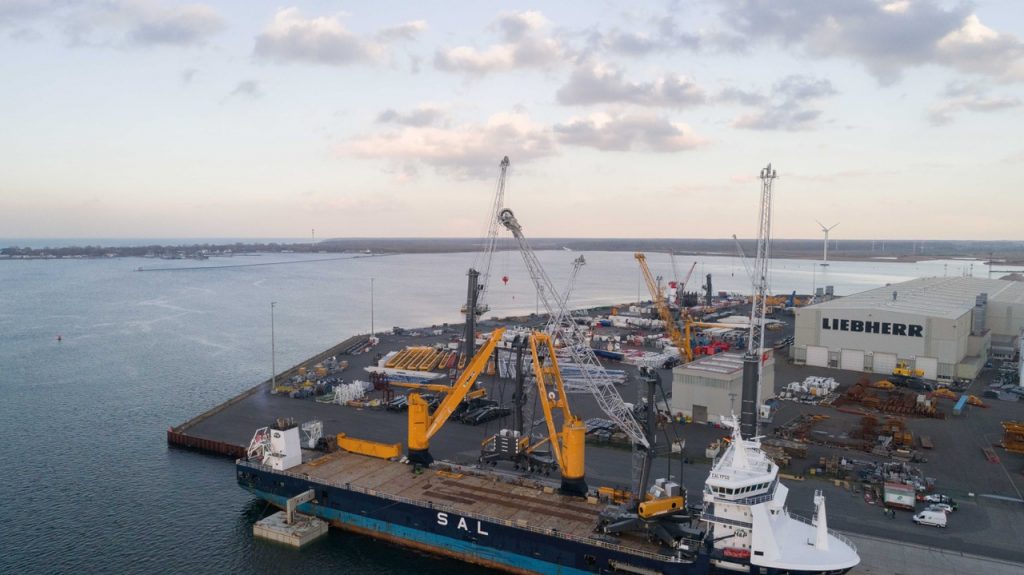 Ten Years of Market-Leadership for Liebherr Mobile Harbour Cranes – An ...