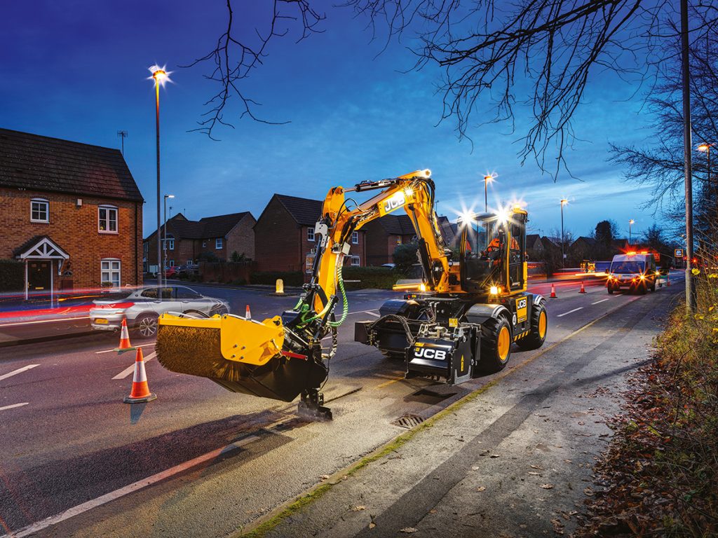 JCB PotholePro delivers rapid permanent repair solution - Machinery Movers