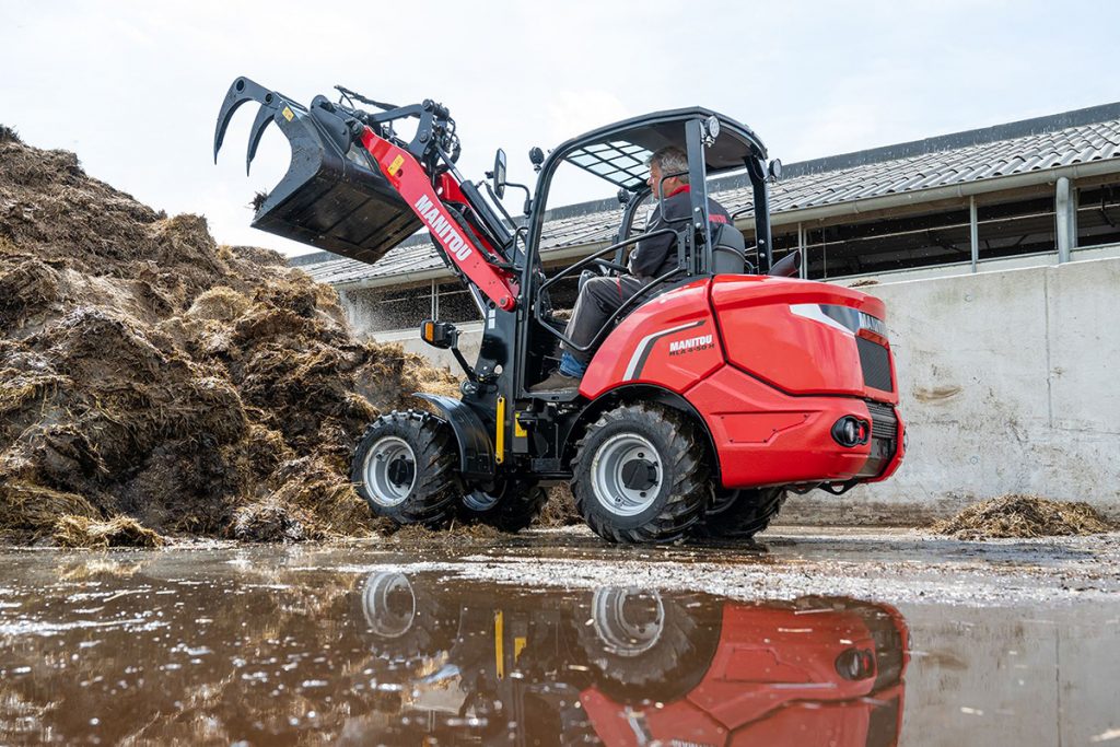 Launch of the new range of articulated loaders - Machinery Movers