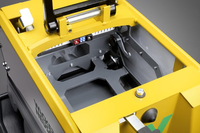 First battery powered reversible vibratory plate - Machinery Movers